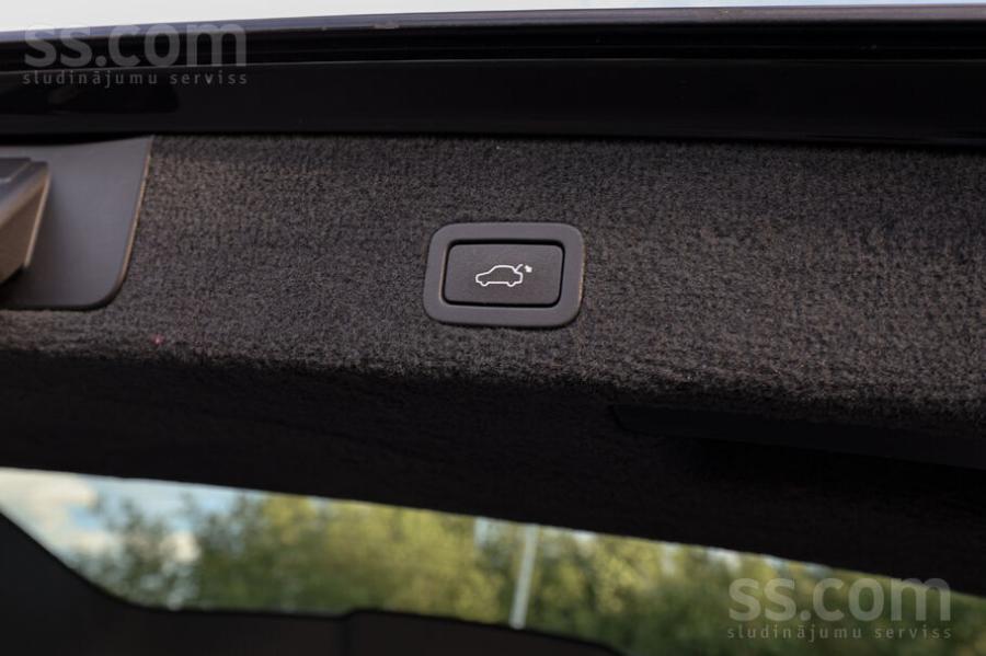 Melns Volvo XC70 2012 Jelgava, ar dzinēja tilpumu 2.00 L un nobraukumu 0 tūkst. km par 9850 €, foto 27 vietnē AUTOMOTO.COM.LV