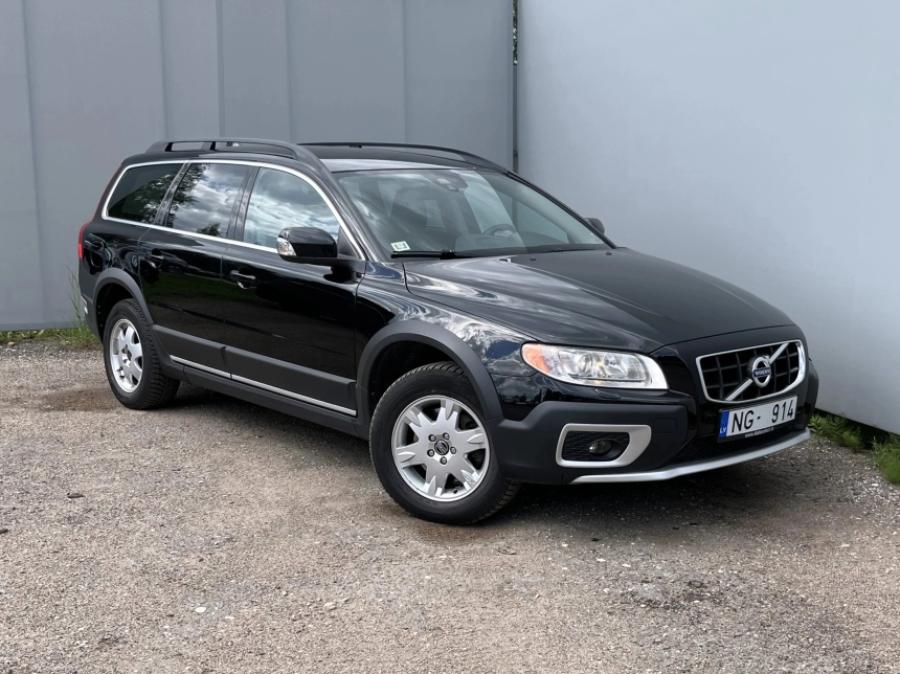 Melns Volvo XC70 2012 Rīga, ar dzinēja tilpumu 2.40 L un nobraukumu 399 tūkst. km par 9250 €, foto 3 vietnē AUTOMOTO.COM.LV