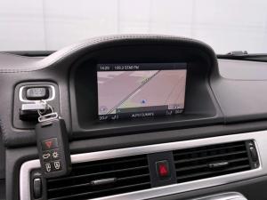 Melns Volvo XC70 2012 Rīga, ar dzinēja tilpumu 2.40 L un nobraukumu 399 tūkst. km par 9250 €, foto 9 vietnē AUTOMOTO.COM.LV