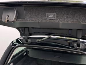 Melns Volvo XC70 2012 Rīga, ar dzinēja tilpumu 2.40 L un nobraukumu 399 tūkst. km par 9250 €, foto 15 vietnē AUTOMOTO.COM.LV
