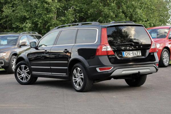 Melns Volvo XC70 2012 Jelgava, ar dzinēja tilpumu 2.00 L un nobraukumu 306 tūkst. km par 9850 €, foto 6 vietnē AUTOMOTO.COM.LV