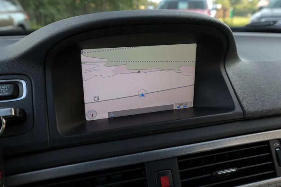 Черный Вольво ХС70 2012 в Елгава, объемом двигателя 2.00 л и пробегом 306 тыс. км за 9850 €, фото 18 на AUTOMOTO.COM.LV