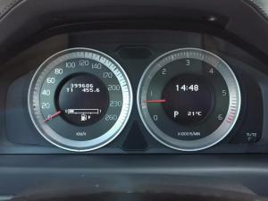 Black Volvo XC70 2012 in Riga, with an engine capacity of 2.40 L and mileage of 400 thousand km for 9390 €, photo 17 on AUTOMOTO.COM.LV