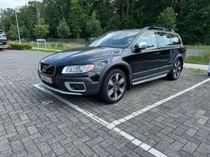 Black Volvo XC70 2012 in Riga, with an engine capacity of 2.40 L and mileage of 255 thousand km for 11995 €, photo 5 on AUTOMOTO.COM.LV
