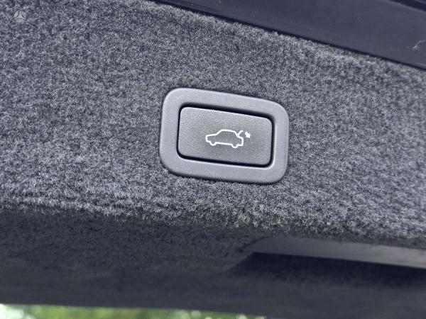 Melns Volvo XC70 2012 Jonava, ar dzinēja tilpumu 2.40 L un nobraukumu 333 tūkst. km par 11500 €, foto 10 vietnē AUTOMOTO.COM.LV