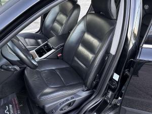 Black Volvo XC70 2012 in Jonava, with an engine capacity of 2.40 L and mileage of 333 thousand km for 11500 €, photo 22 on AUTOMOTO.COM.LV
