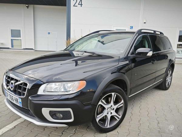 Melns Volvo XC70 2012 Viļņa, ar dzinēja tilpumu 2.40 L un nobraukumu 242 tūkst. km par 10300 €, foto 7 vietnē AUTOMOTO.COM.LV
