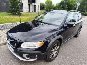Melns Volvo XC70 2012 Kauņa, ar dzinēja tilpumu 2.40 L un nobraukumu 280 tūkst. km par 6999 €, foto  vietnē AUTOMOTO.COM.LV