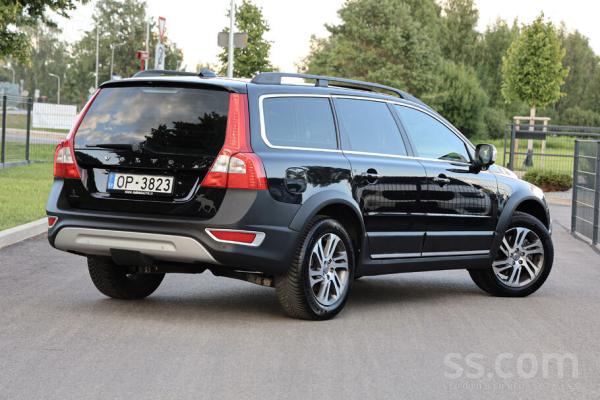 Melns Volvo XC70 2012 Jelgava, ar dzinēja tilpumu 2.00 L un nobraukumu 0 tūkst. km par 10500 €, foto 4 vietnē AUTOMOTO.COM.LV