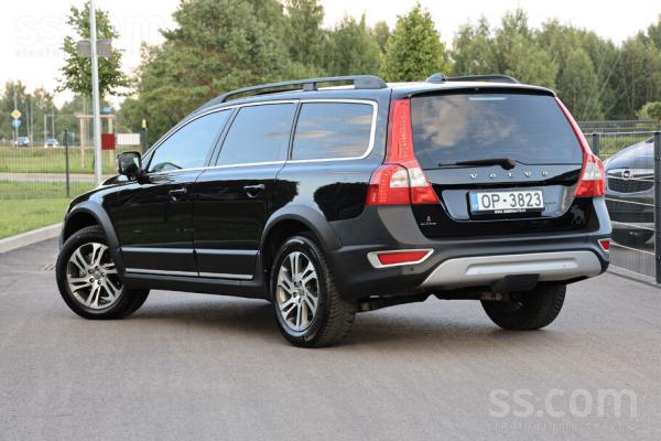 Melns Volvo XC70 2012 Jelgava, ar dzinēja tilpumu 2.00 L un nobraukumu 0 tūkst. km par 10500 €, foto 6 vietnē AUTOMOTO.COM.LV