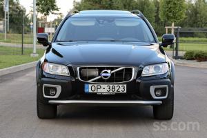 Black Volvo XC70 2012 in Jelgava, with an engine capacity of 2.00 L and mileage of 0 thousand km for 10500 €, photo 3 on AUTOMOTO.COM.LV