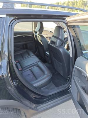 Melns Volvo XC70 2012 Rīga, ar dzinēja tilpumu 2.00 L un nobraukumu 303 tūkst. km par 9500 €, foto 9 vietnē AUTOMOTO.COM.LV