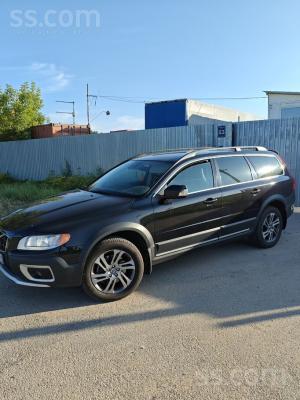 Melns Volvo XC70 2012 Rīga, ar dzinēja tilpumu 2.00 L un nobraukumu 303 tūkst. km par 9500 €, foto 10 vietnē AUTOMOTO.COM.LV