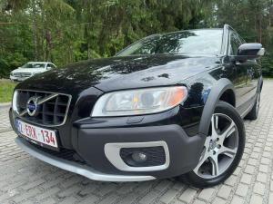Melns Volvo XC70 2012 Viļņa, ar dzinēja tilpumu 1.98 L un nobraukumu 300 tūkst. km par 8550 €, foto  vietnē AUTOMOTO.COM.LV
