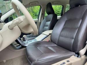 Black Volvo XC70 2012 in Vilnius, with an engine capacity of 1.98 L and mileage of 300 thousand km for 8550 €, photo 22 on AUTOMOTO.COM.LV