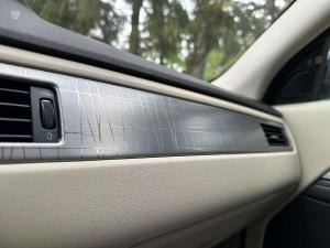 Black Volvo XC70 2012 in Vilnius, with an engine capacity of 1.98 L and mileage of 300 thousand km for 8550 €, photo 30 on AUTOMOTO.COM.LV