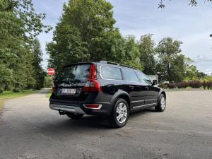 Black Volvo XC70 2012 in Jurmala, with an engine capacity of 2.40 L and mileage of 244 thousand km for 7999 €, photo 8 on AUTOMOTO.COM.LV