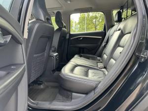 Black Volvo XC70 2012 in Jurmala, with an engine capacity of 2.40 L and mileage of 244 thousand km for 7999 €, photo 16 on AUTOMOTO.COM.LV