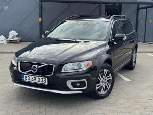 Black Volvo XC70 2012 in Jonava, with an engine capacity of 2.40 L and mileage of 326 thousand km for 8999 €, photo  on AUTOMOTO.COM.LV