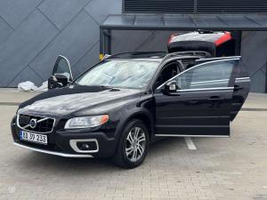 Black Volvo XC70 2012 in Jonava, with an engine capacity of 2.40 L and mileage of 326 thousand km for 8999 €, photo 30 on AUTOMOTO.COM.LV