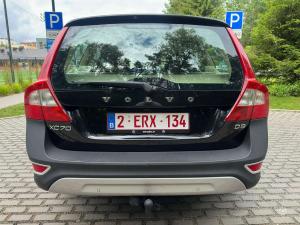 Melns Volvo XC70 2012 Viļņa, ar dzinēja tilpumu 1.98 L un nobraukumu 300 tūkst. km par 7900 €, foto 8 vietnē AUTOMOTO.COM.LV