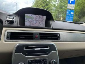 Melns Volvo XC70 2012 Viļņa, ar dzinēja tilpumu 1.98 L un nobraukumu 300 tūkst. km par 7900 €, foto 19 vietnē AUTOMOTO.COM.LV
