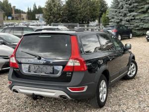 Black Volvo XC70 2012 in Utena, with an engine capacity of 2.40 L and mileage of 280 thousand km for 5990 €, photo 3 on AUTOMOTO.COM.LV