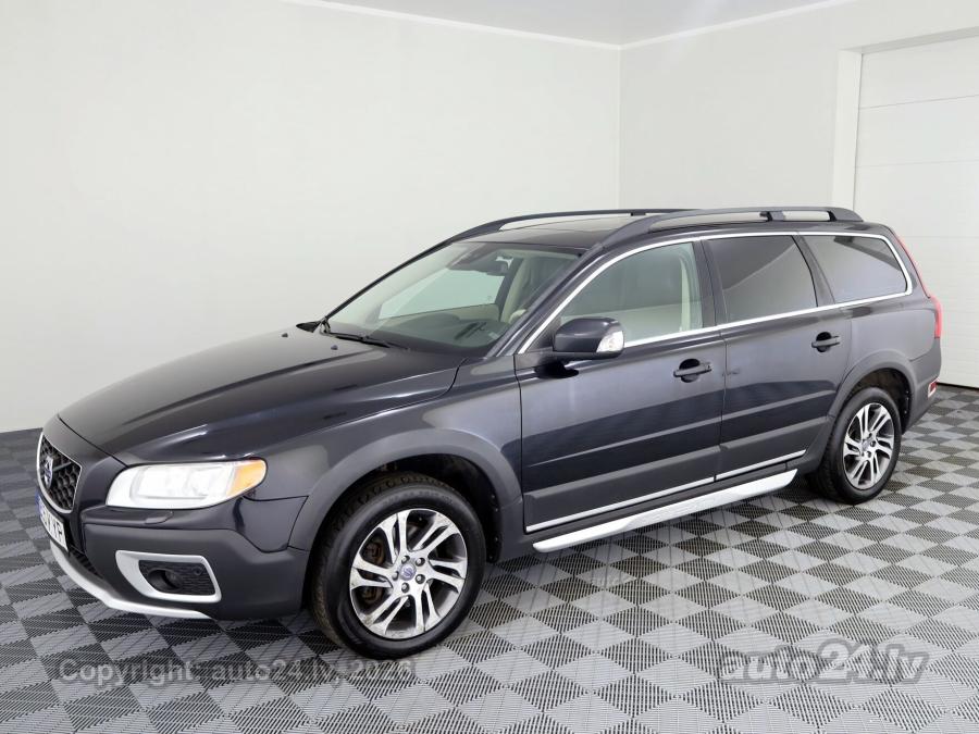 Melns Volvo XC70 2012 Tallina, ar dzinēja tilpumu 2.40 L un nobraukumu 299 tūkst. km par 4999 €, foto 3 vietnē AUTOMOTO.COM.LV