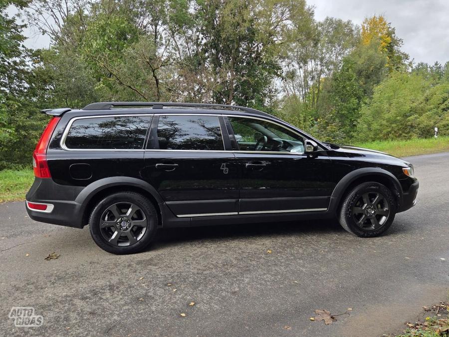 Melns Volvo XC70 2012 Kauņa, ar dzinēja tilpumu 2.00 L un nobraukumu 276 tūkst. km par 8500 €, foto 3 vietnē AUTOMOTO.COM.LV