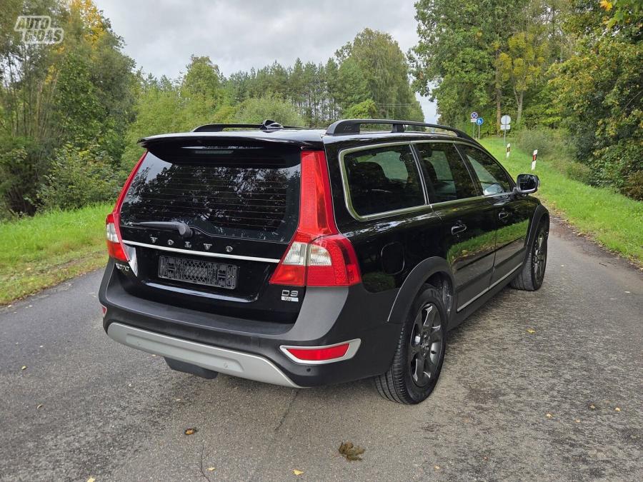 Melns Volvo XC70 2012 Kauņa, ar dzinēja tilpumu 2.00 L un nobraukumu 276 tūkst. km par 8500 €, foto 4 vietnē AUTOMOTO.COM.LV