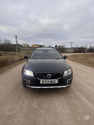 Melns Volvo XC70 2013 Telšiai, ar dzinēja tilpumu 2.40 L un nobraukumu 390 tūkst. km par 4500 €, foto 2 vietnē AUTOMOTO.COM.LV