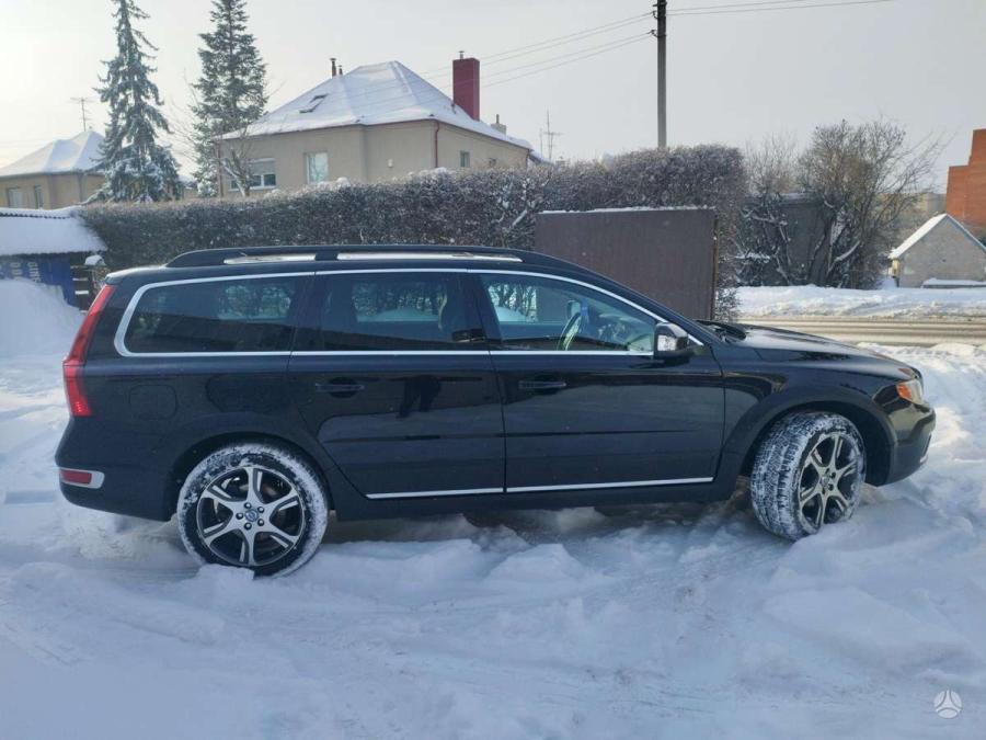 Melns Volvo XC70 2013 Kauņa, ar dzinēja tilpumu 3.00 L un nobraukumu 205 tūkst. km par 9999 €, foto 3 vietnē AUTOMOTO.COM.LV