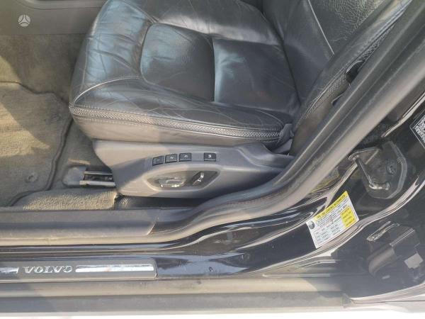 Черный Вольво ХС70 2013 в Каунас, объемом двигателя 3.00 л и пробегом 205 тыс. км за 9999 €, фото 10 на AUTOMOTO.COM.LV