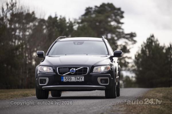 Melns Volvo XC70 2013 Tallina, ar dzinēja tilpumu 2.40 L un nobraukumu 356 tūkst. km par 8700 €, foto 1 vietnē AUTOMOTO.COM.LV