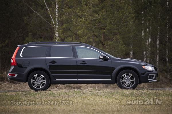 Melns Volvo XC70 2013 Tallina, ar dzinēja tilpumu 2.40 L un nobraukumu 356 tūkst. km par 8700 €, foto 4 vietnē AUTOMOTO.COM.LV