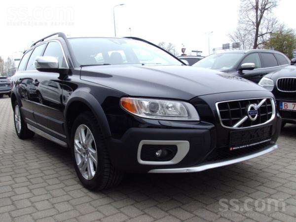 Melns Volvo XC70 2013 Rīga, ar dzinēja tilpumu 2.40 L un nobraukumu 221 tūkst. km par 13300 €, foto 2 vietnē AUTOMOTO.COM.LV