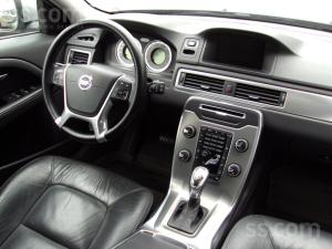 Melns Volvo XC70 2013 Rīga, ar dzinēja tilpumu 2.40 L un nobraukumu 221 tūkst. km par 13300 €, foto 7 vietnē AUTOMOTO.COM.LV