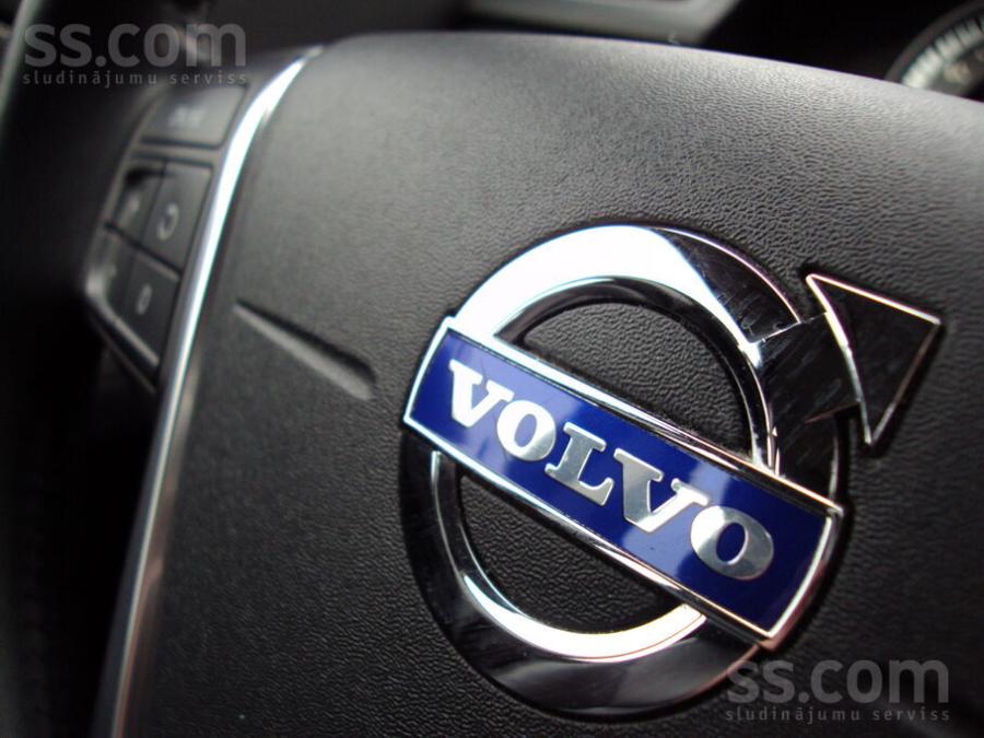 Melns Volvo XC70 2013 Rīga, ar dzinēja tilpumu 2.40 L un nobraukumu 221 tūkst. km par 13300 €, foto 11 vietnē AUTOMOTO.COM.LV
