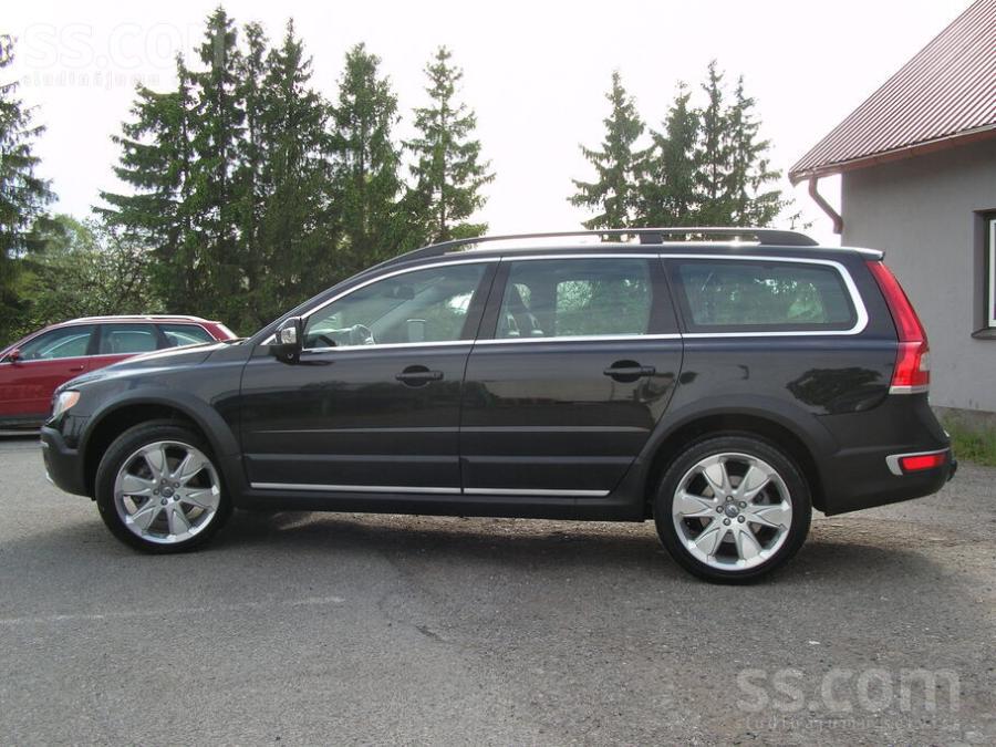 Melns Volvo XC70 2013 Rīga, ar dzinēja tilpumu 2.40 L un nobraukumu 0 tūkst. km par 12350 €, foto 5 vietnē AUTOMOTO.COM.LV