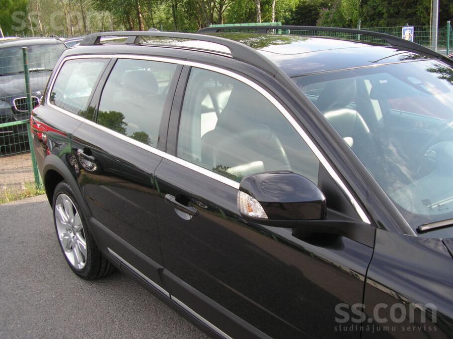 Melns Volvo XC70 2013 Rīga, ar dzinēja tilpumu 2.40 L un nobraukumu 0 tūkst. km par 12350 €, foto 12 vietnē AUTOMOTO.COM.LV