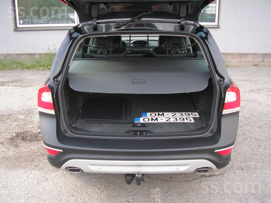 Melns Volvo XC70 2013 Rīga, ar dzinēja tilpumu 2.40 L un nobraukumu 0 tūkst. km par 12350 €, foto 25 vietnē AUTOMOTO.COM.LV