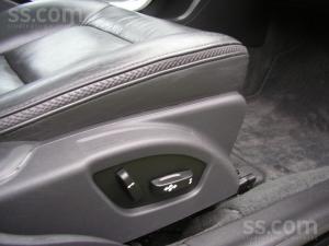 Melns Volvo XC70 2013 Rīga, ar dzinēja tilpumu 2.40 L un nobraukumu 0 tūkst. km par 12350 €, foto 33 vietnē AUTOMOTO.COM.LV