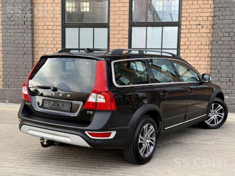 Melns Volvo XC70 2013 Rīga, ar dzinēja tilpumu 2.00 L un nobraukumu 275 tūkst. km par 11450 €, foto 7 vietnē AUTOMOTO.COM.LV