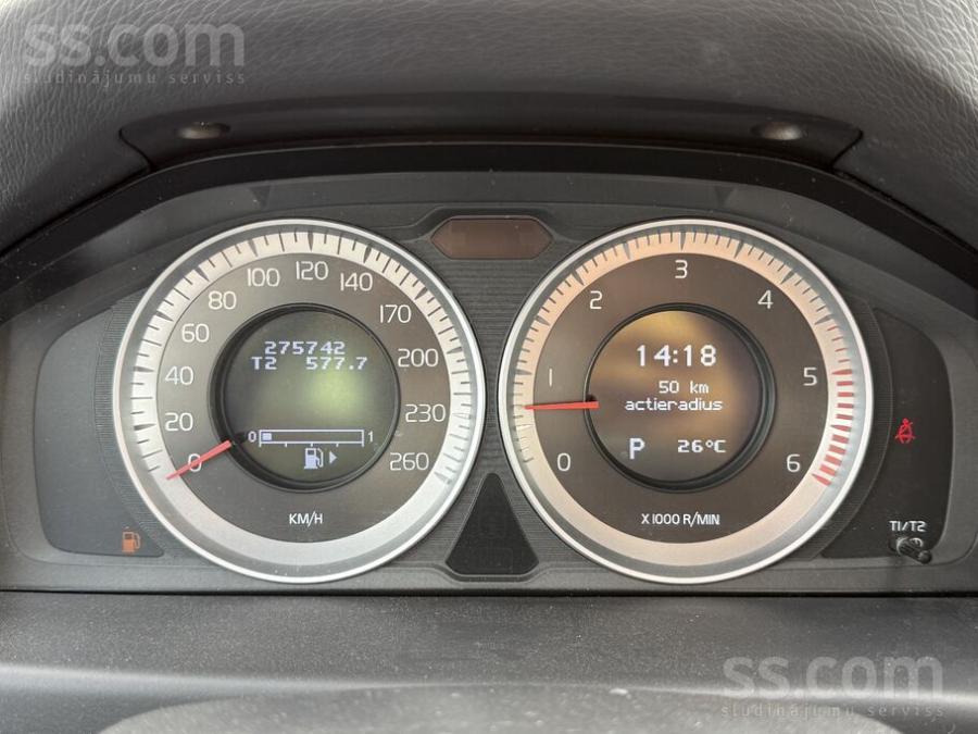 Melns Volvo XC70 2013 Rīga, ar dzinēja tilpumu 2.00 L un nobraukumu 275 tūkst. km par 11450 €, foto 18 vietnē AUTOMOTO.COM.LV