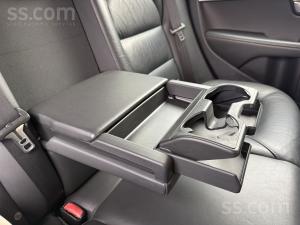 Melns Volvo XC70 2013 Rīga, ar dzinēja tilpumu 2.00 L un nobraukumu 275 tūkst. km par 11450 €, foto 28 vietnē AUTOMOTO.COM.LV