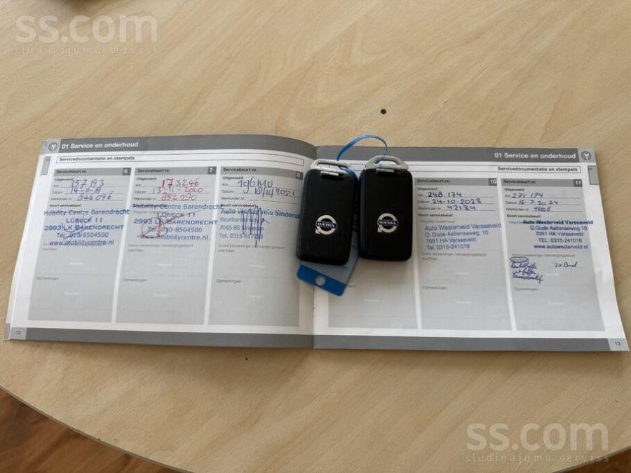 Melns Volvo XC70 2013 Rīga, ar dzinēja tilpumu 2.00 L un nobraukumu 275 tūkst. km par 11450 €, foto 31 vietnē AUTOMOTO.COM.LV