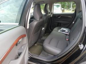 Melns Volvo XC70 2013 Rīga, ar dzinēja tilpumu 2.40 L un nobraukumu 312 tūkst. km par 11300 €, foto 8 vietnē AUTOMOTO.COM.LV