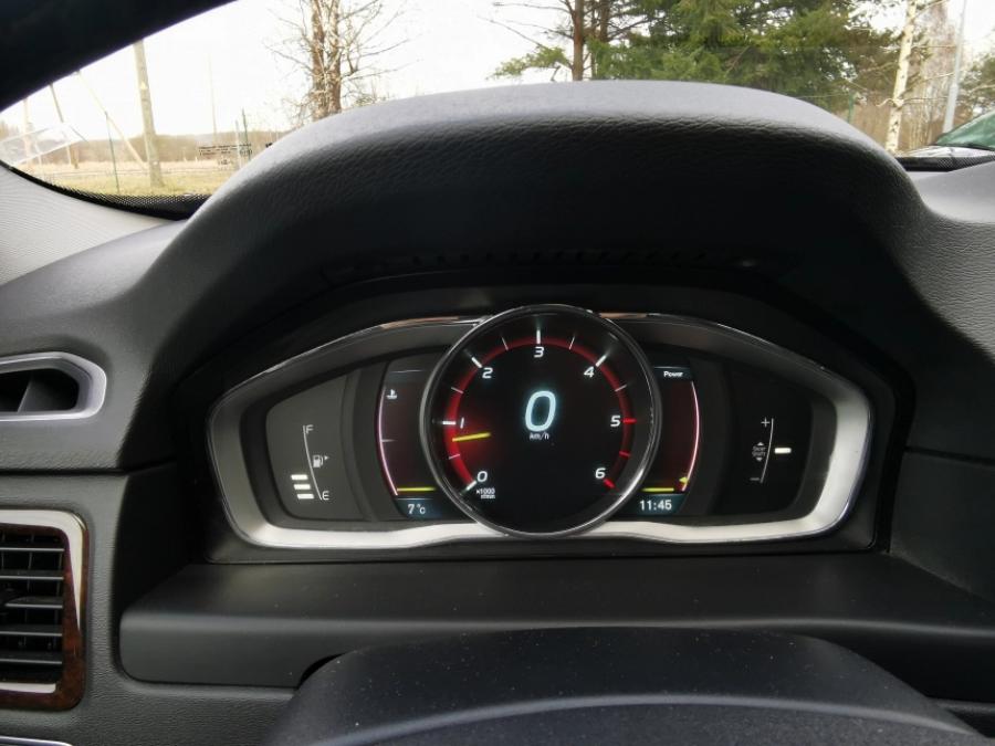 Melns Volvo XC70 2013 Rīga, ar dzinēja tilpumu 2.40 L un nobraukumu 312 tūkst. km par 11300 €, foto 11 vietnē AUTOMOTO.COM.LV
