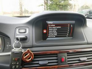 Melns Volvo XC70 2013 Rīga, ar dzinēja tilpumu 2.40 L un nobraukumu 312 tūkst. km par 11300 €, foto 13 vietnē AUTOMOTO.COM.LV