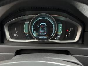 Black Volvo XC70 2013 in Jurmala, with an engine capacity of 2.40 L and mileage of 273 thousand km for 10950 €, photo 29 on AUTOMOTO.COM.LV